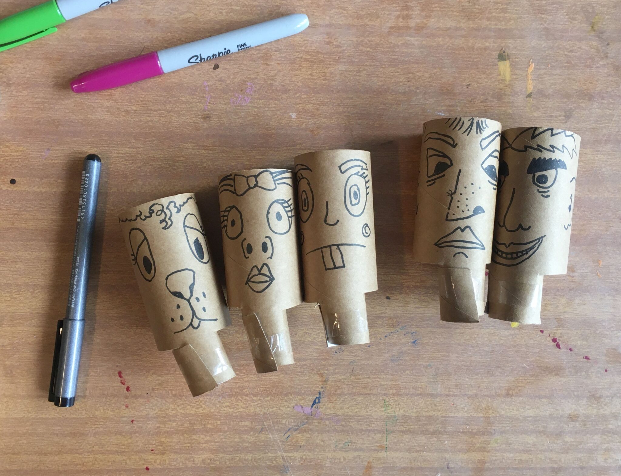 Funny Finger Puppets - RAW Art